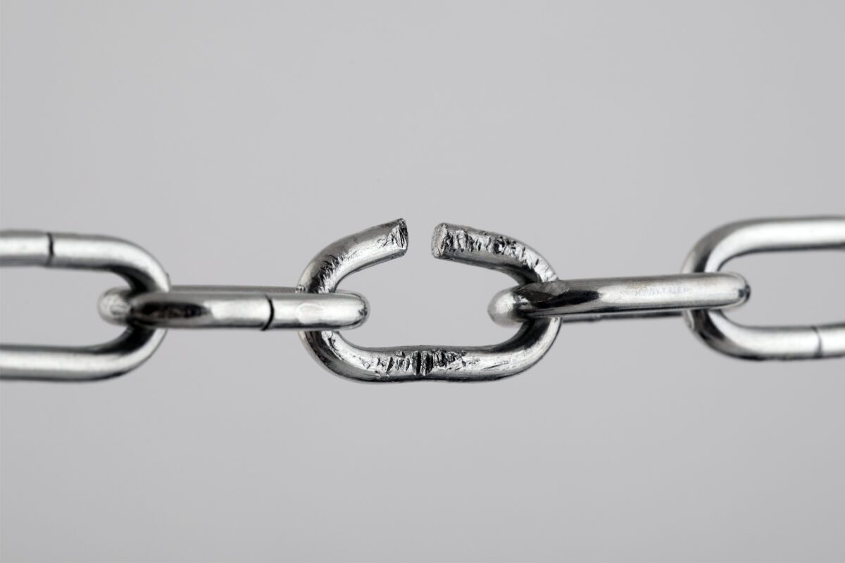 Addiction vs Dependence: What's The Difference | New Life House